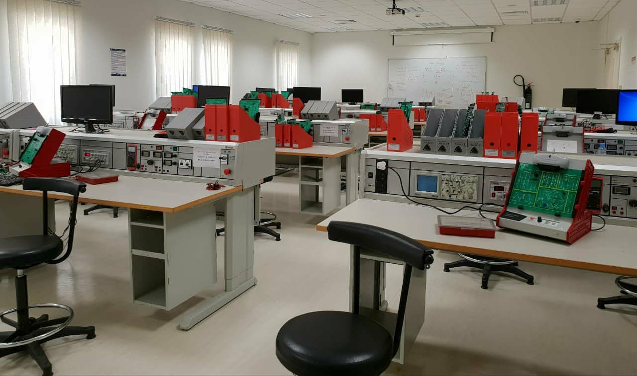 Electrical Engineering Laboratories | Dhofar University